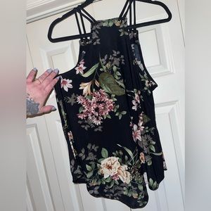 Lavish | Tops | Lavish Floral Tank Top | Poshmark